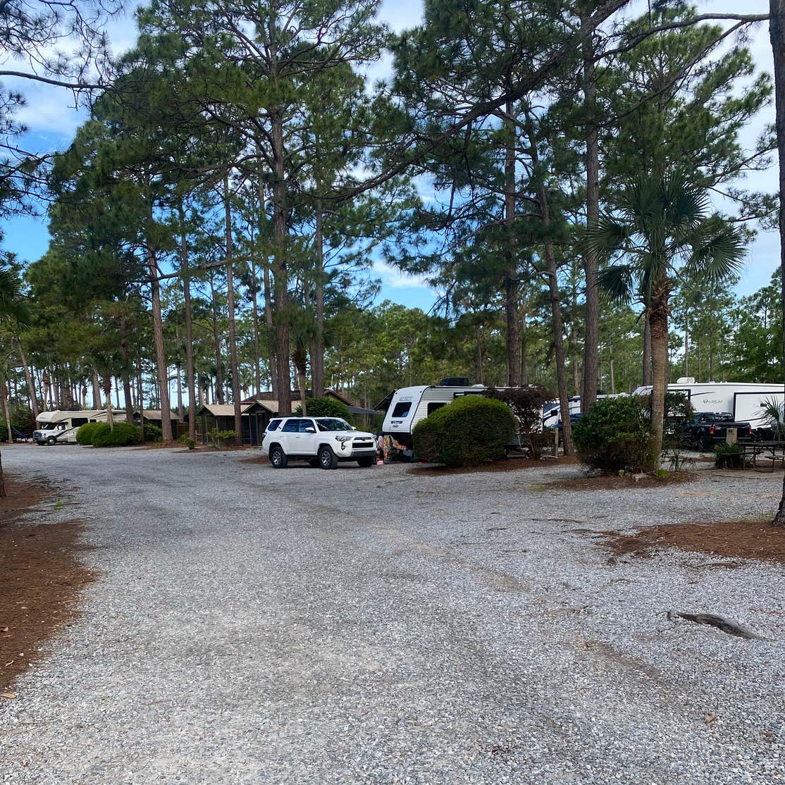 Pineglen Motorcoach & RV Park | Panama City Beach, Florida