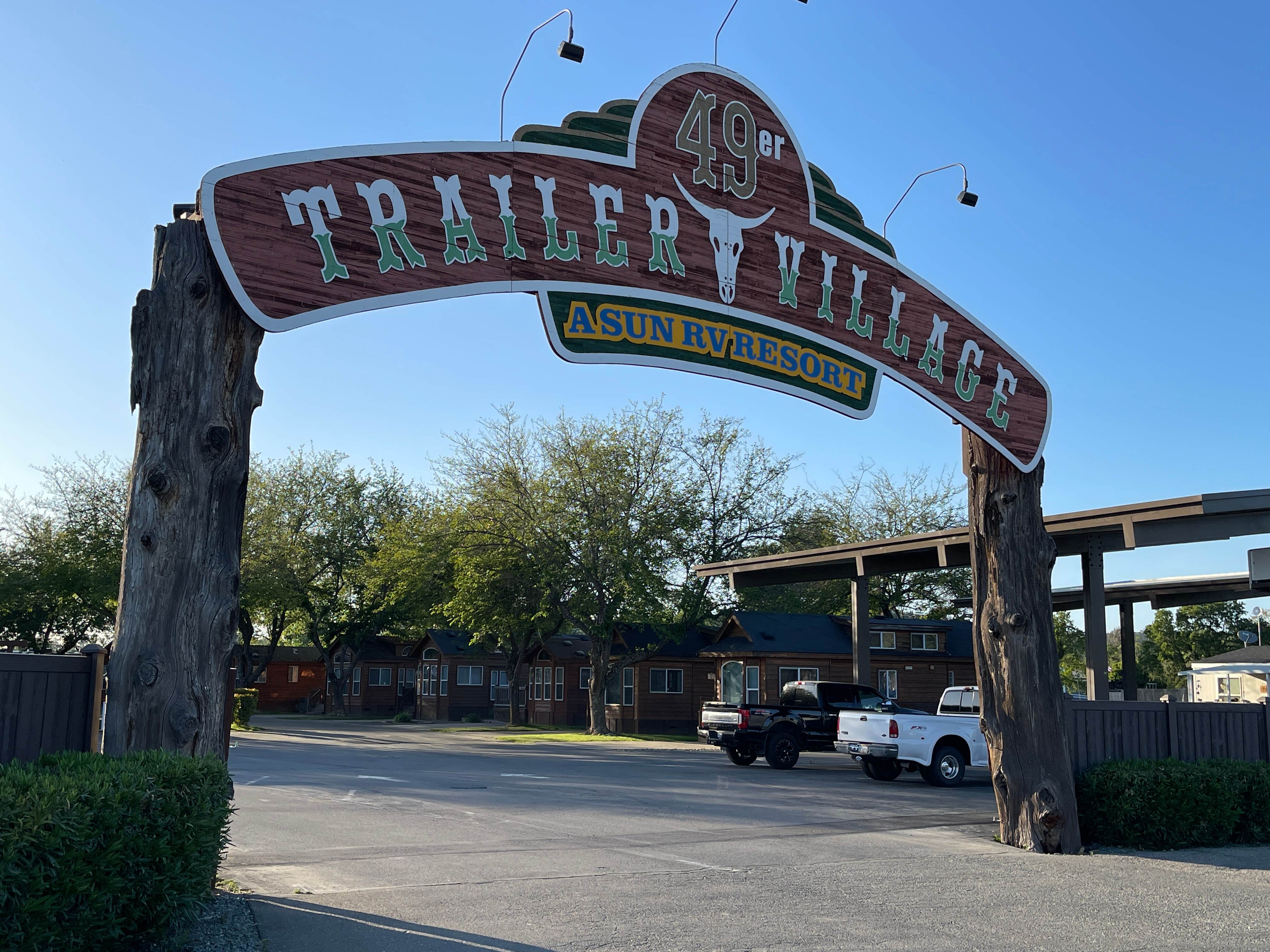 49er Village RV Resort | Plymouth, CA