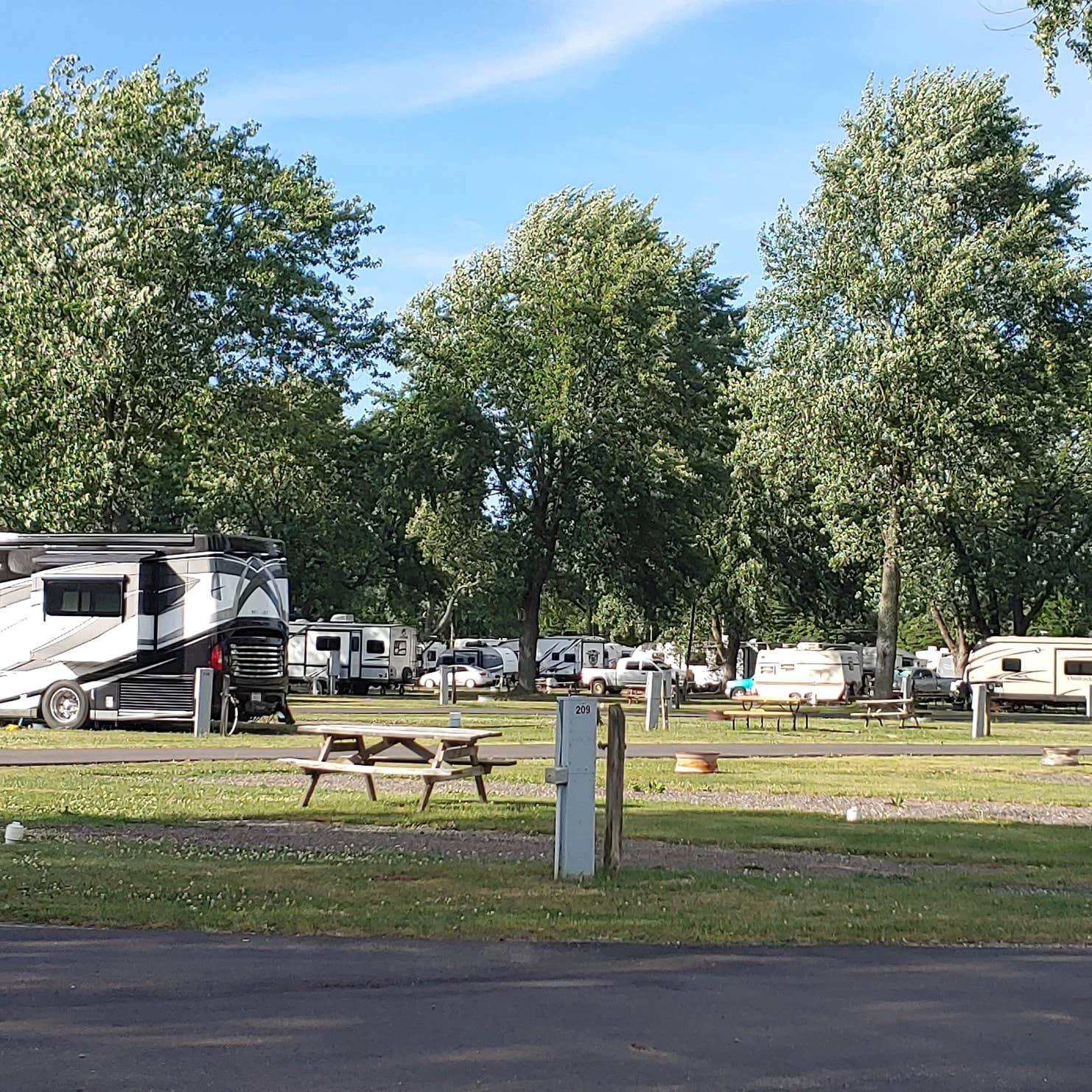Elkhart Campground | Elkhart, Indiana