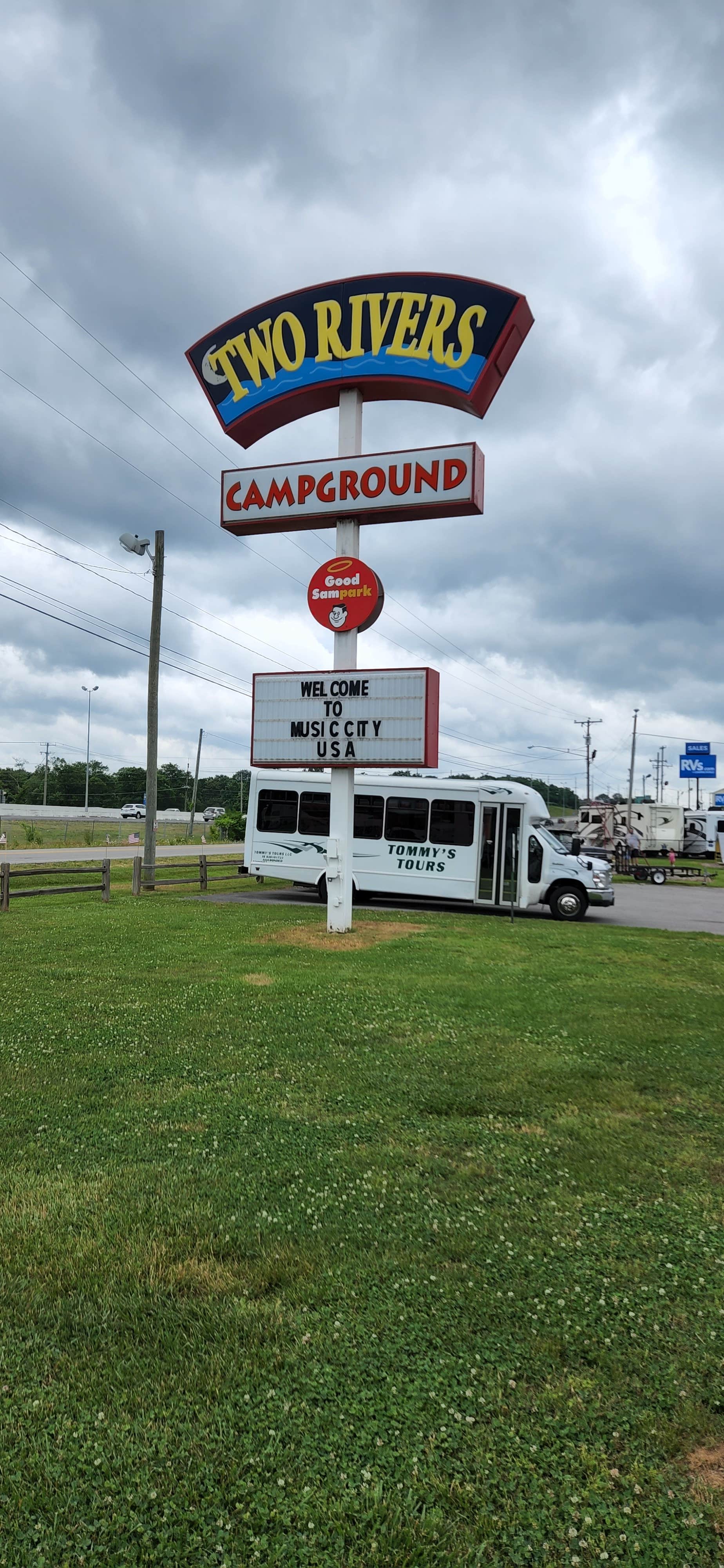 Two Rivers Campground | Nashville, Tennessee