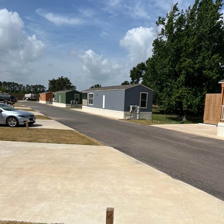 Leisure Lane RV Resort - Magnolia | Magnolia, Texas