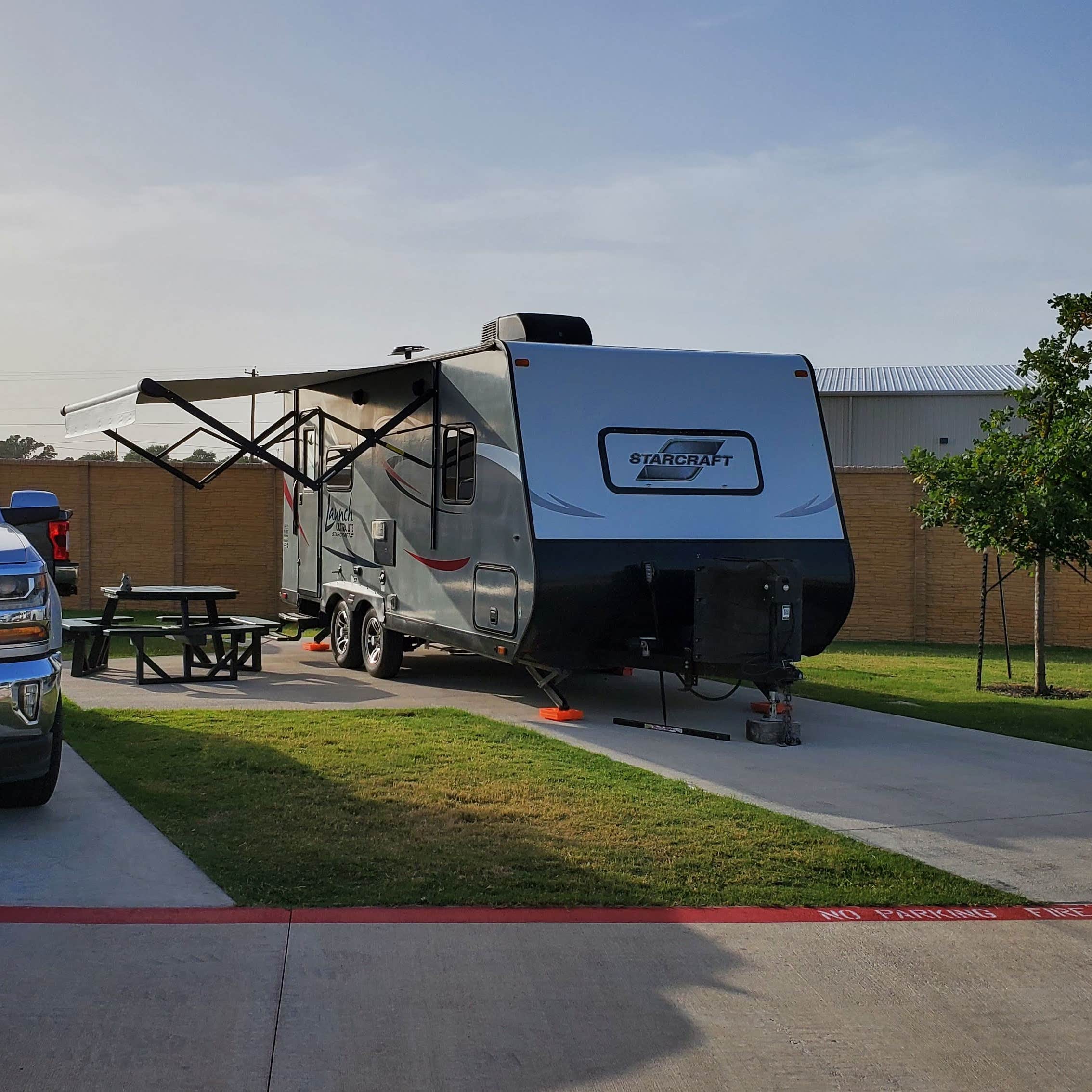 Redbud Ranch RV Resort | Hutto, Texas