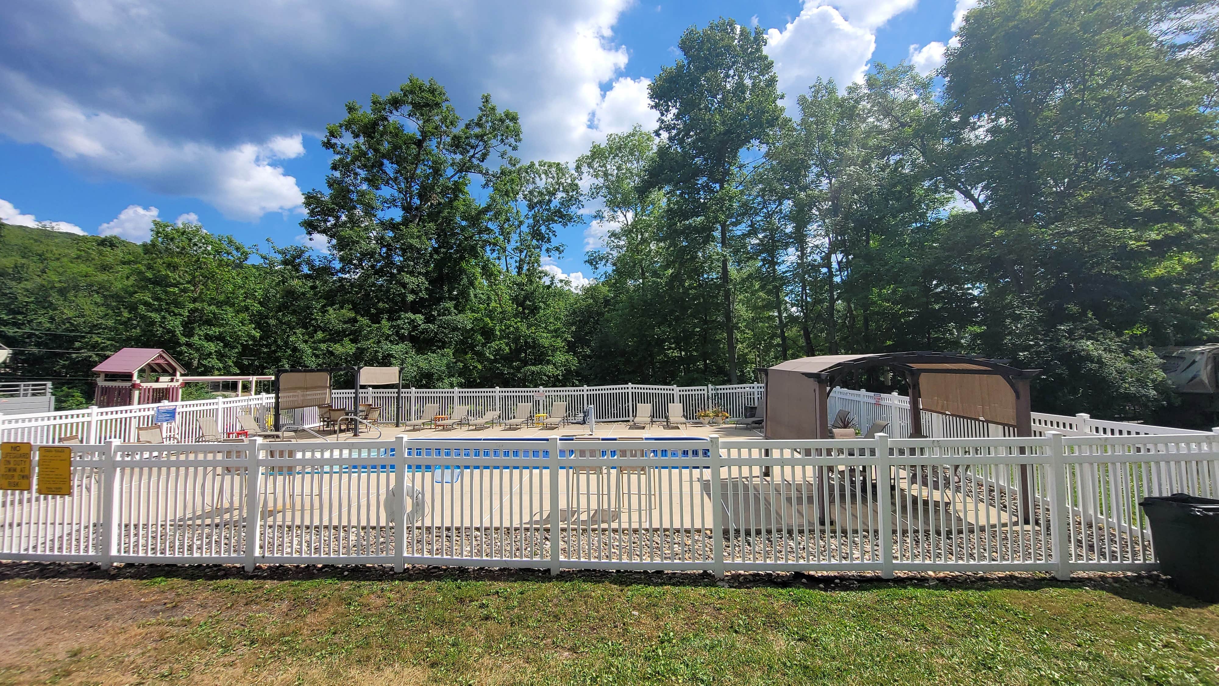 Raystown Lake / Saxton KOA at Four Seasons Camping | Saxton, PA