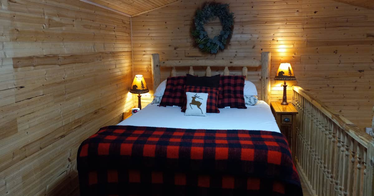 Photos of Tiny Lumber Jack Cabin * Heritage Farm * Hiking * Nature ...