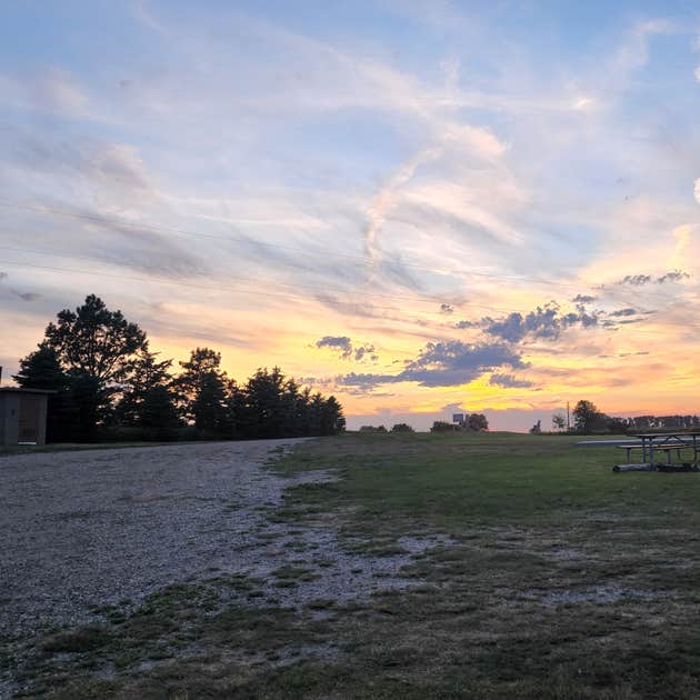 Moon Lake Camping | Valley City, North Dakota