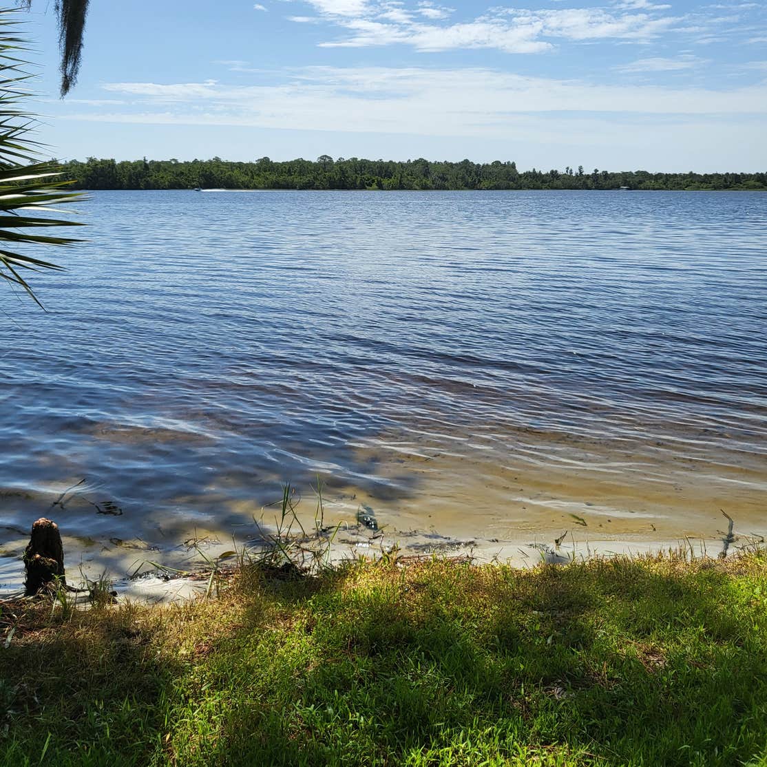 Encore Lake Magic Camping | Clermont, FL