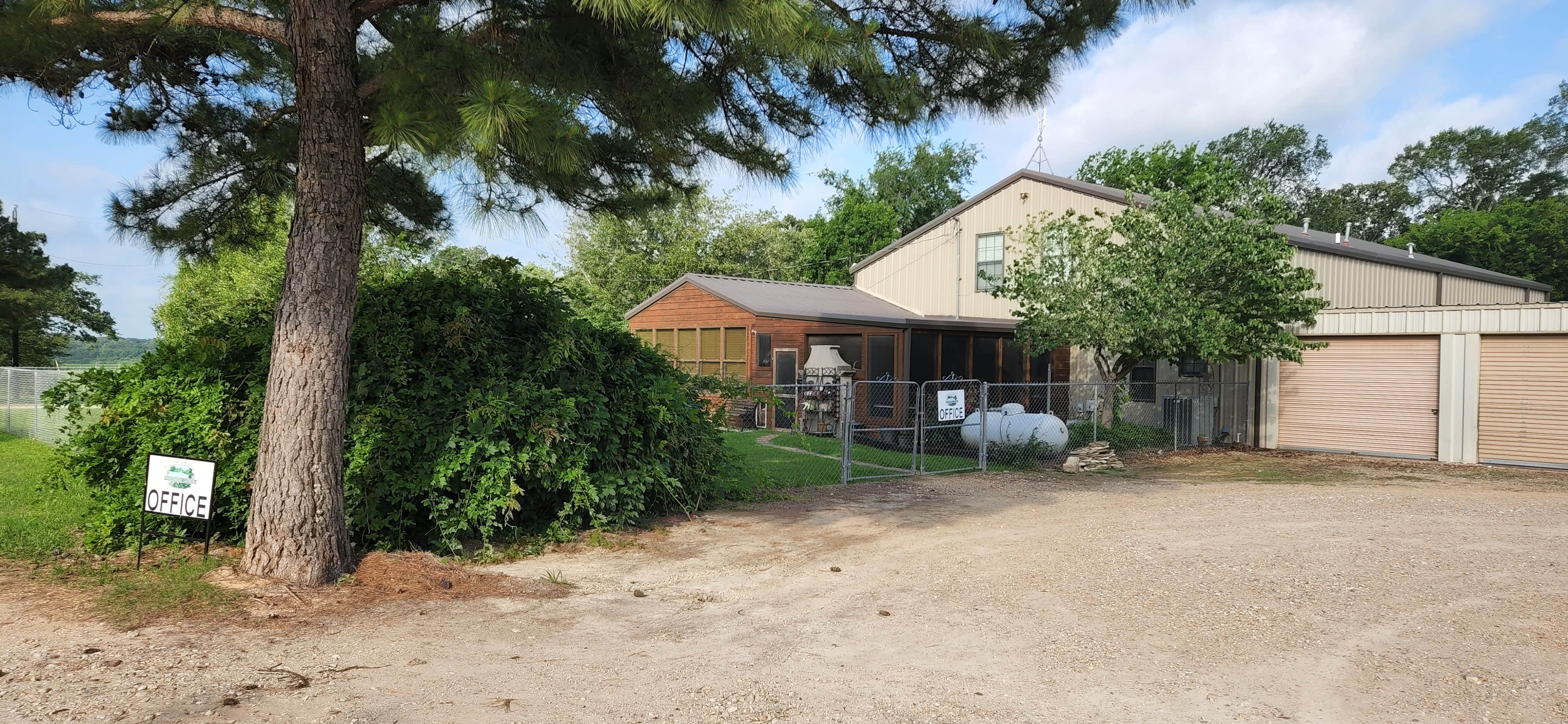 North Shore Landing Camping | Emory, TX