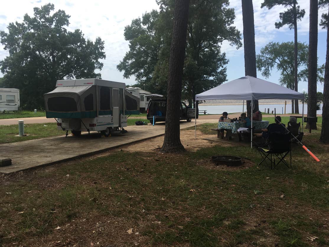 Persimmon Hill(enid Lake) Camping | The Dyrt