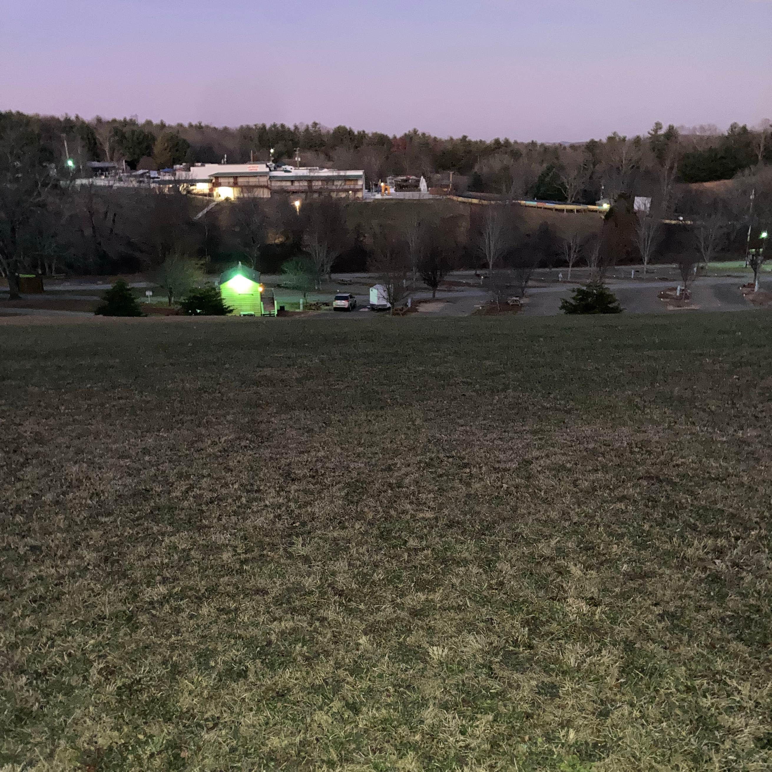 Lake Ridge RV Resort | Woodlawn, Virginia