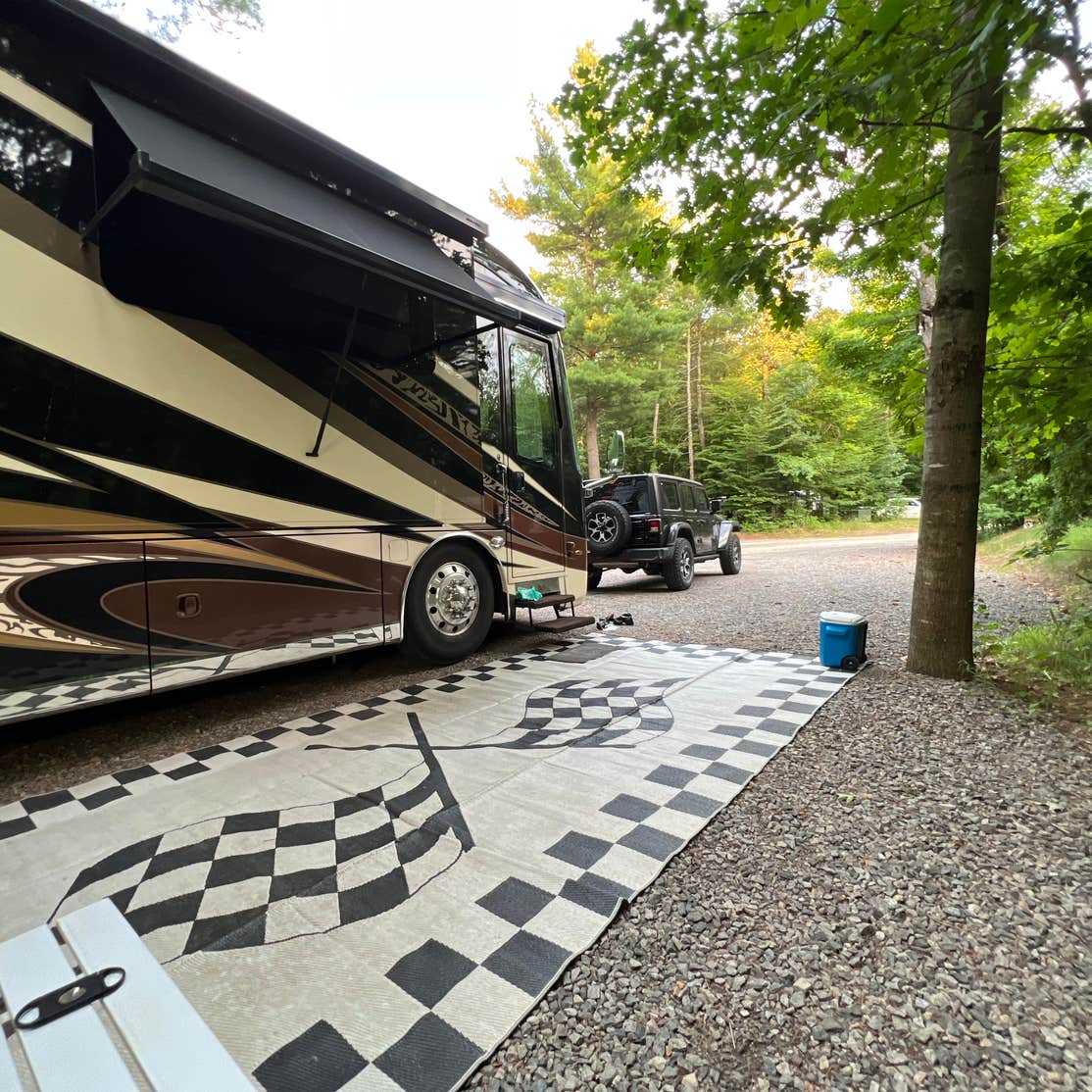 Moose Hillock Camping Resorts | Fort Ann, NY