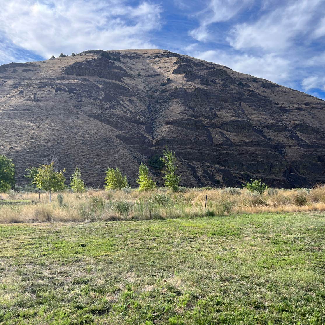 Lone Tree Campground — Cottonwood Canyon State Park | Mikkalo, Oregon