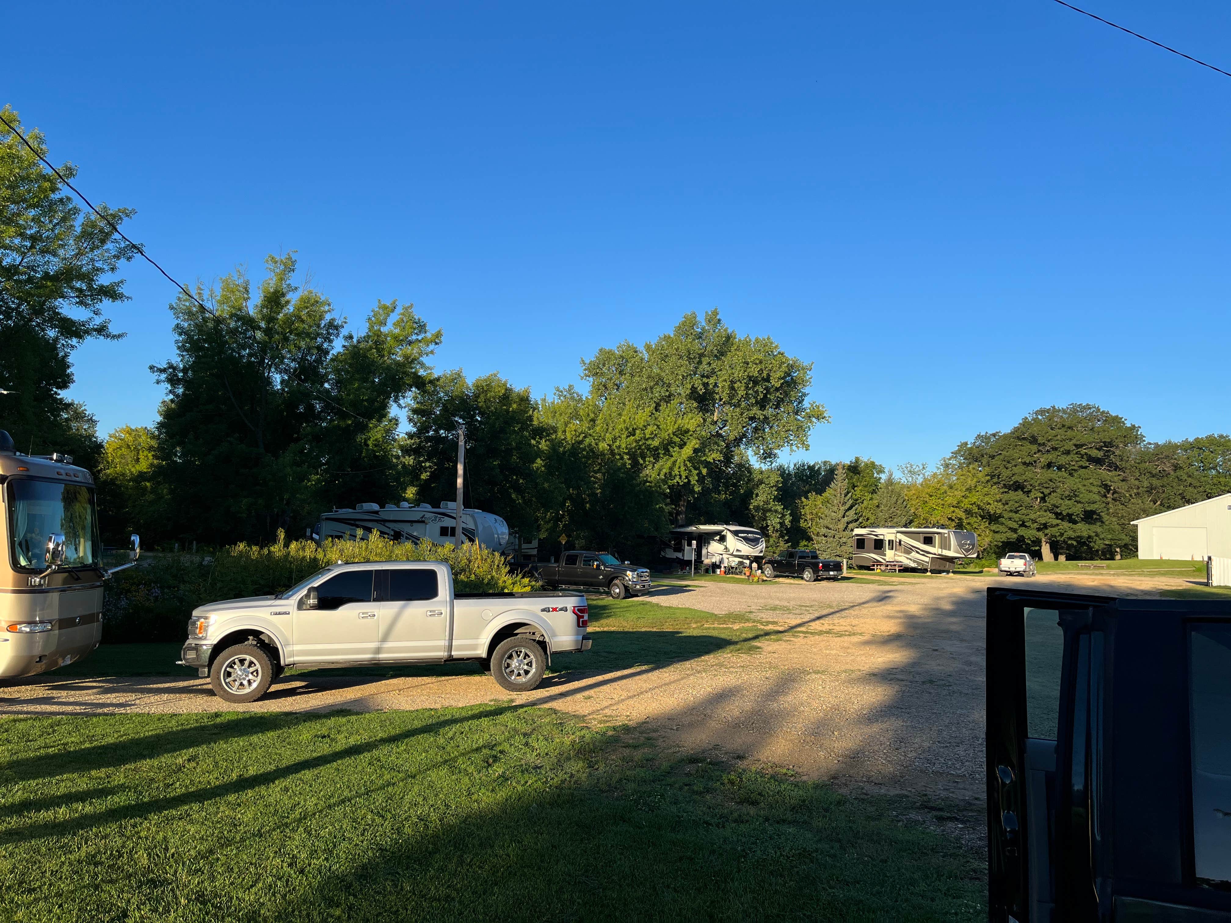 Outdoors Inn Campground | Sunburg, MN