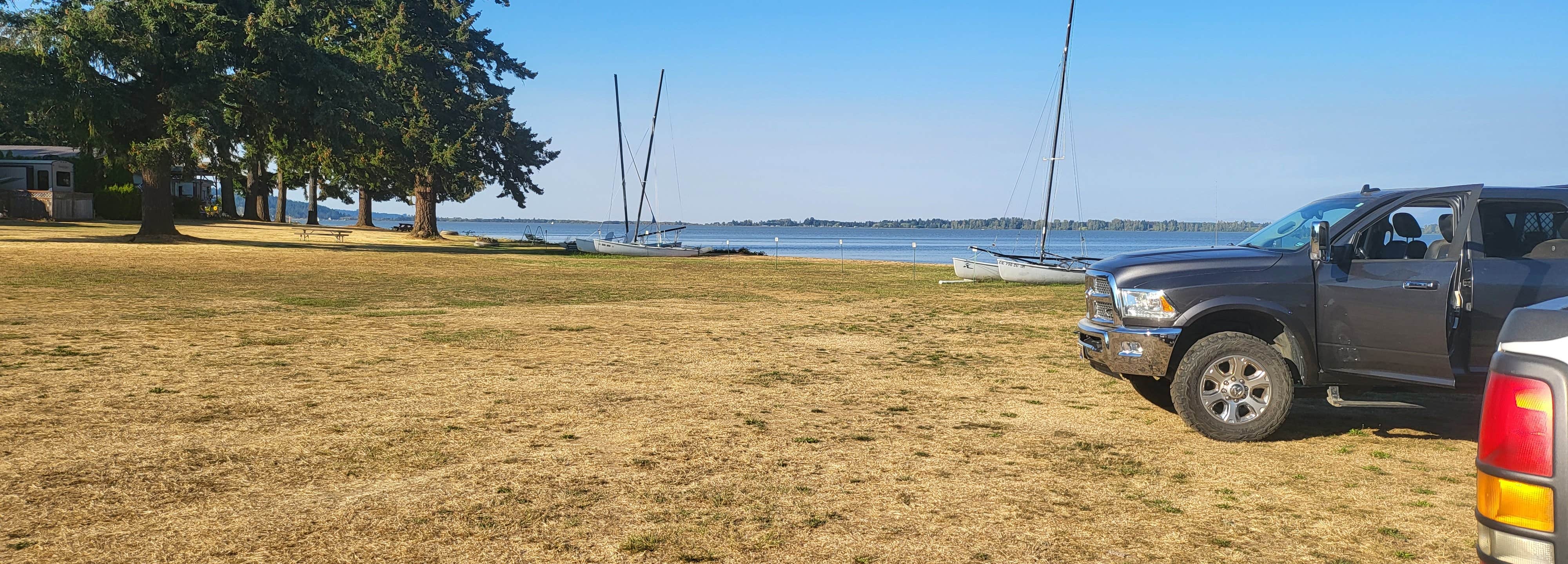 Fern Ridge Shores RV Park and Marina - 55+ RV Park | Veneta, OR