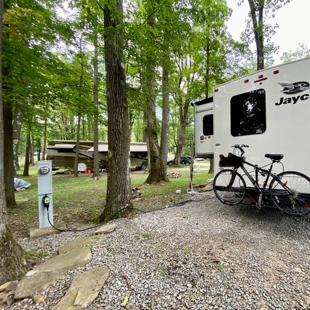 Sand Springs Campground | Morgantown, WV