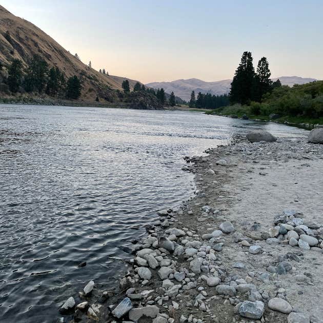 Springy Point Camping | Dover, Idaho