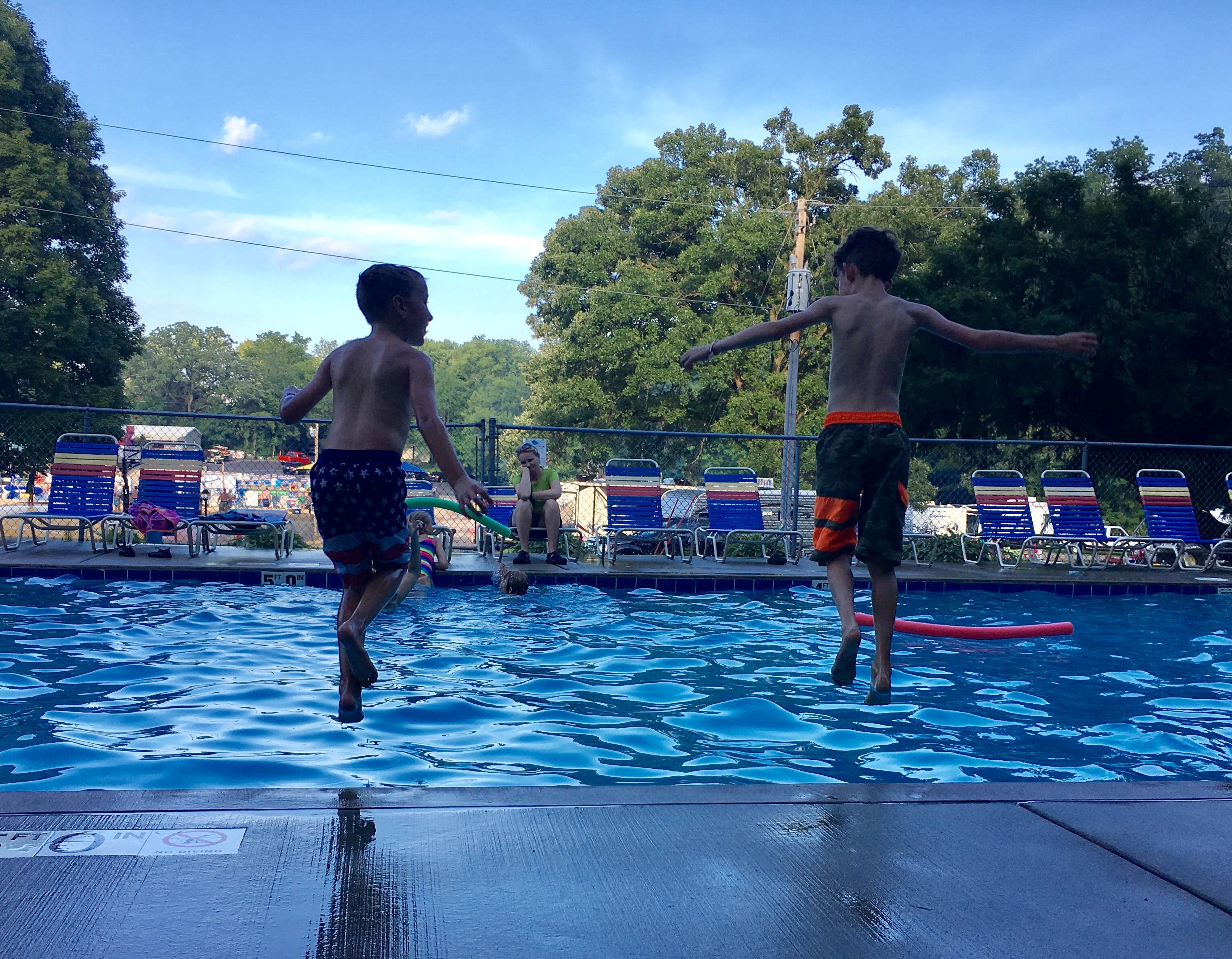 Merry Mac's Campground | Merrimac, Wisconsin