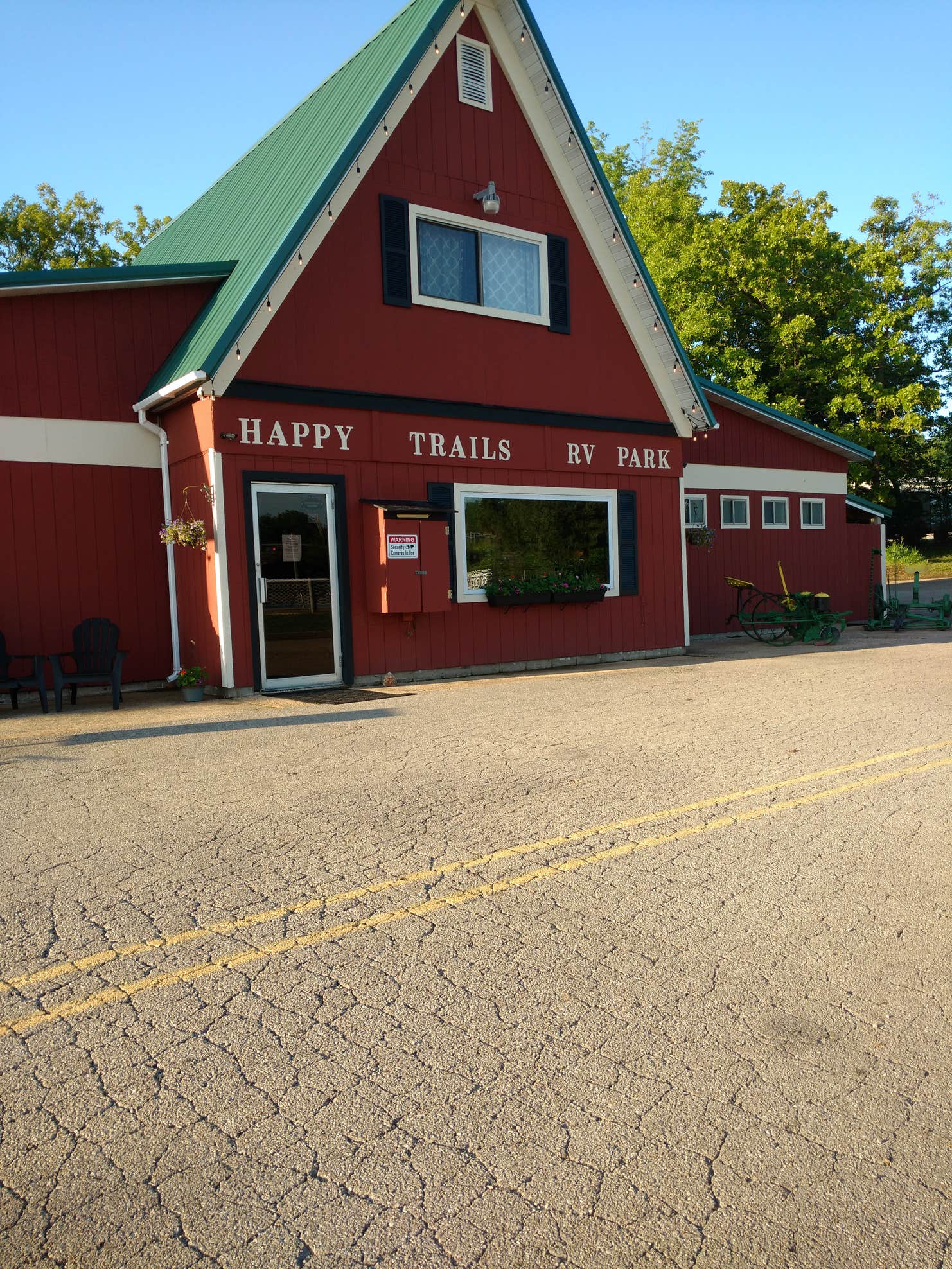 Happy Trails RV Park Camping | The Dyrt