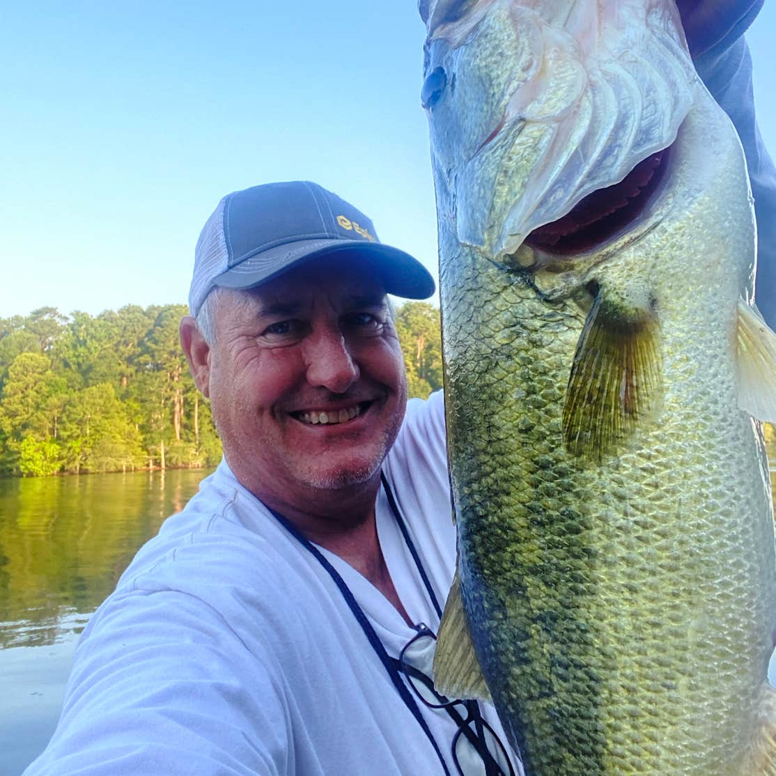 Alpine Resort & Marina Inc Camping | Sabine National Forest, Texas