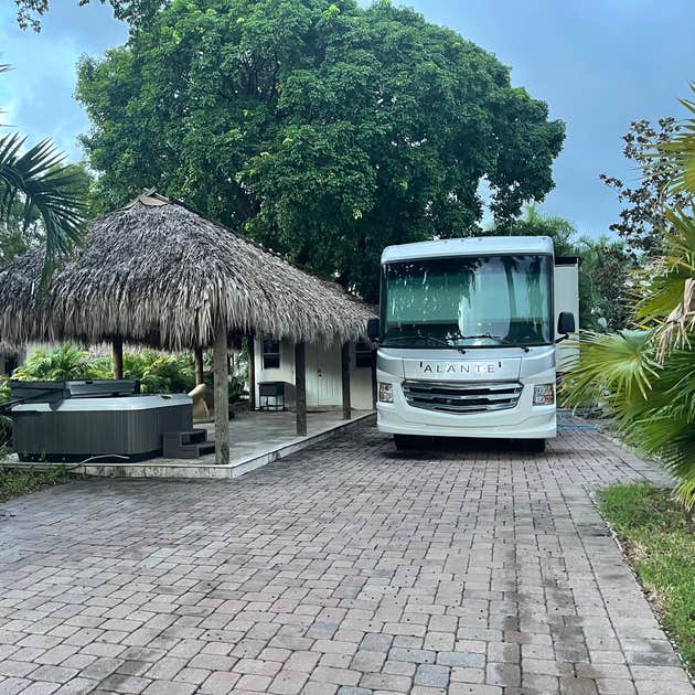 Aztec RV Resort | Coconut Creek, Florida