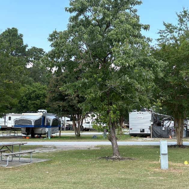 Barnyard RV Park | Barnwell, South Carolina