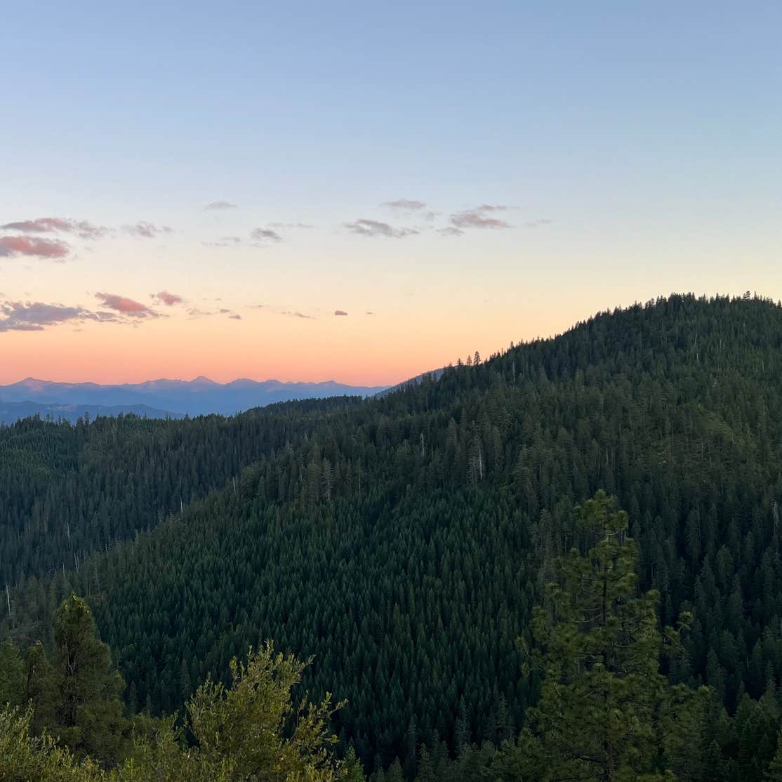 Beautiful Dispersed View off Fire Rd Camping | Selma, Oregon