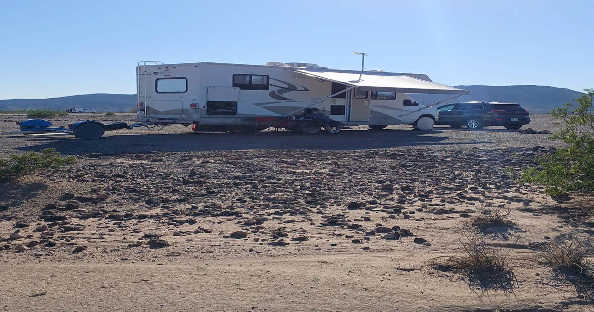 BLM Senator Wash Reservoir North Shore Camping | Winterhaven, California