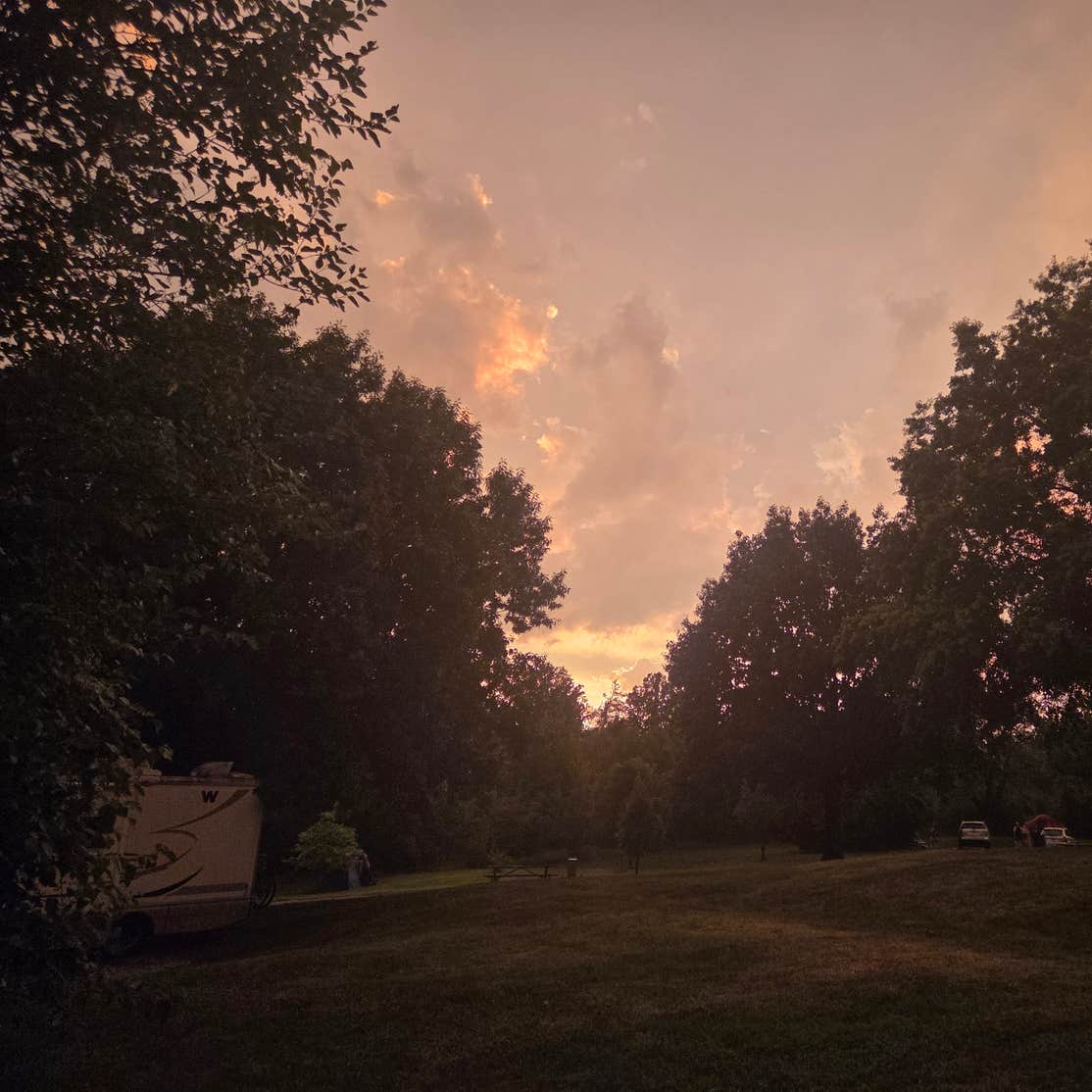 Blue Springs Lake Campground | Blue Springs, Missouri