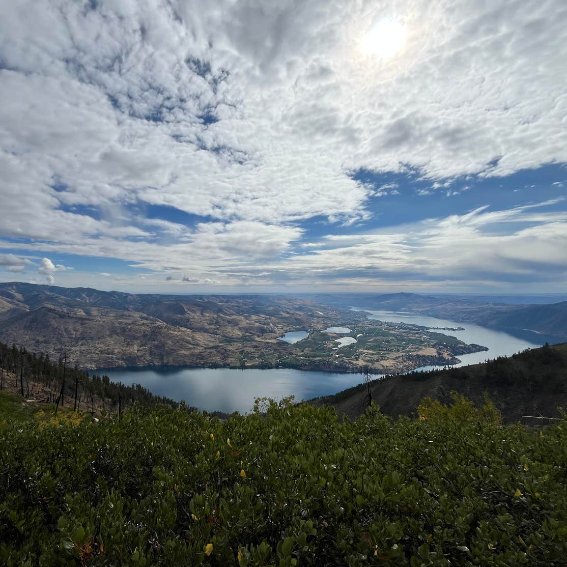 Chelan Lookout - NF 8410 Dispersed Camping | Manson, Washington