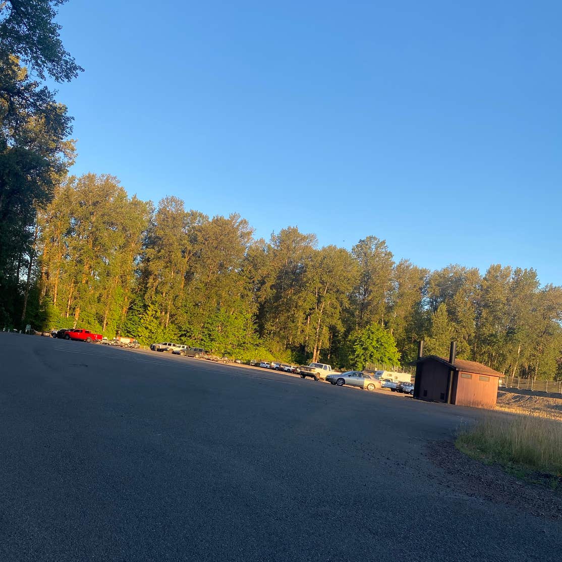 Cowlitz River Blue Creek Boat Ramp Camping | Toledo, Washington