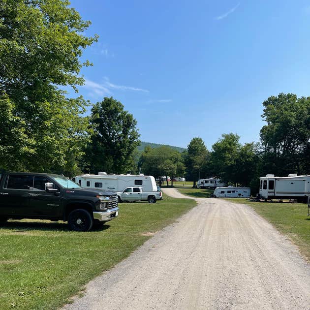 Crazy Acres Campground at Beaver Spring Lake | Davenport, NY