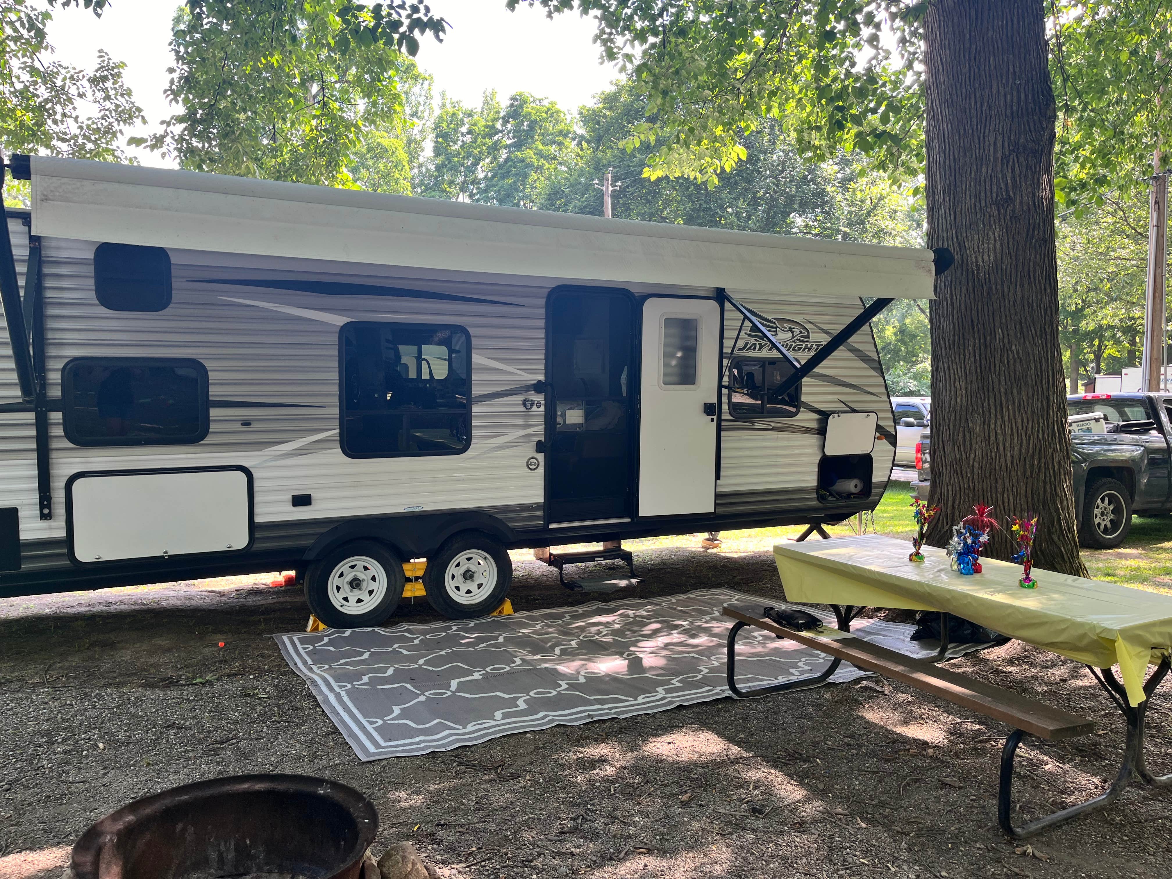 Adventure Bound Camping Resort at Deer Run | Mechanicville, New York