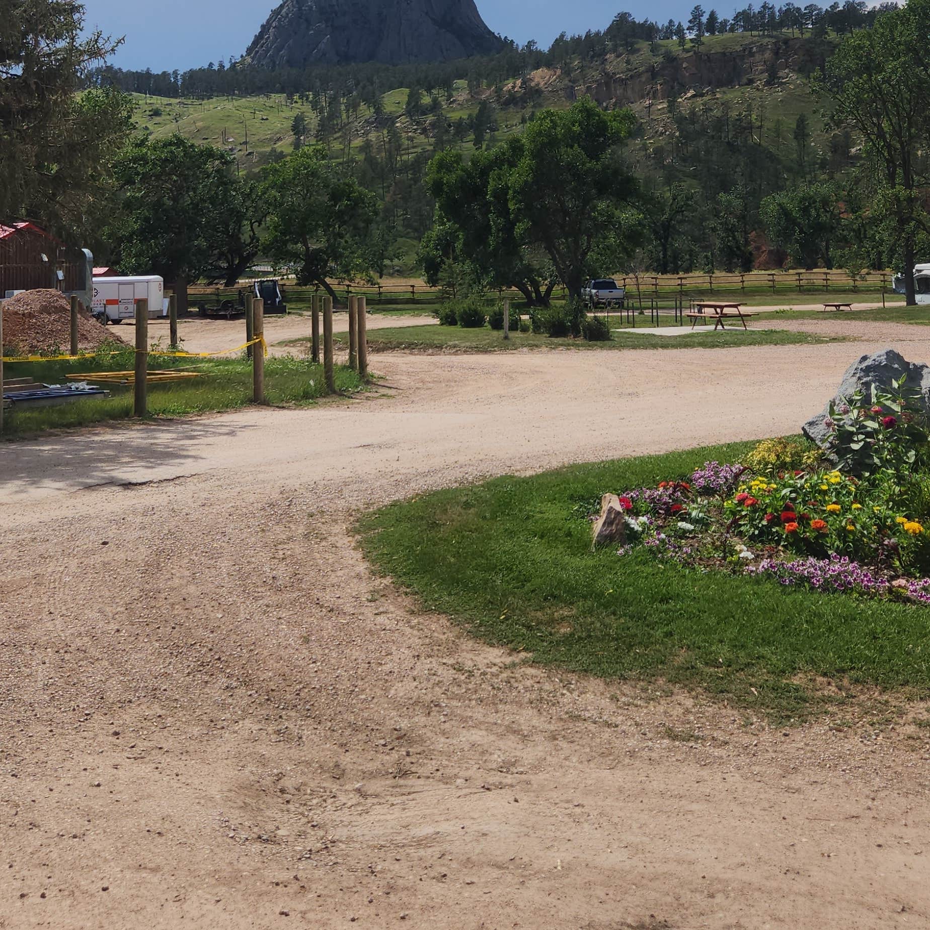 Devils Tower KOA Camping | Devils Tower, Wyoming
