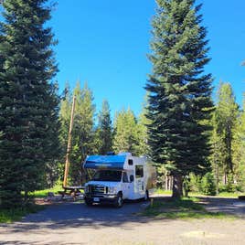 Diamond Lake RV Park | Diamond Lake, Oregon
