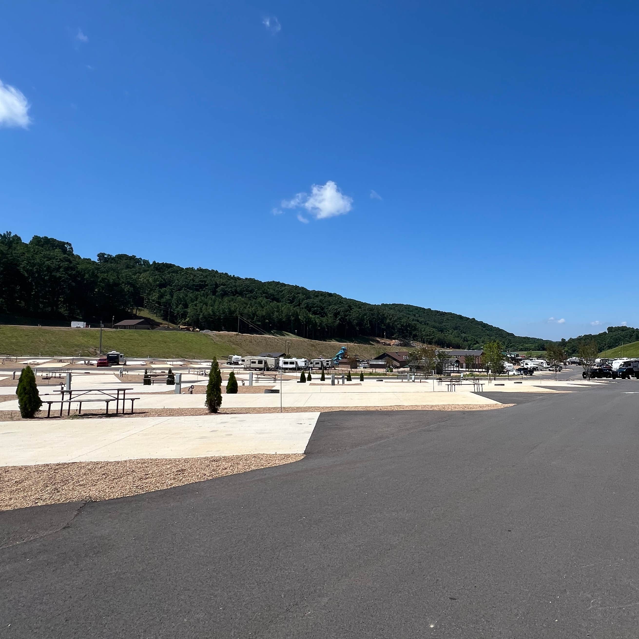 Forest Grove RV Resort | Dandridge, Tennessee