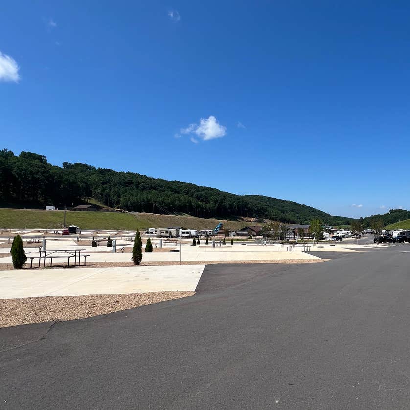 Forest Grove RV Resort | Dandridge, Tennessee