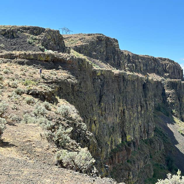 Frenchman Coulee Overland Overlook Dispersed Campsite | Vantage, Washington