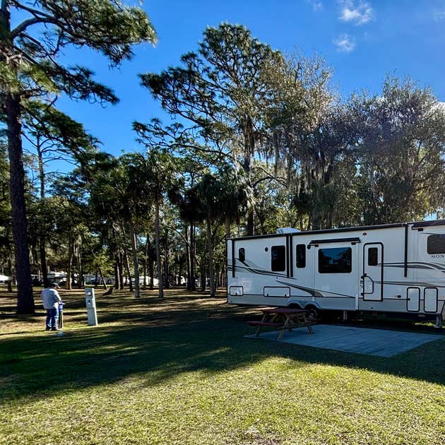 Gulf Coast RV Resort | Inglis, FL