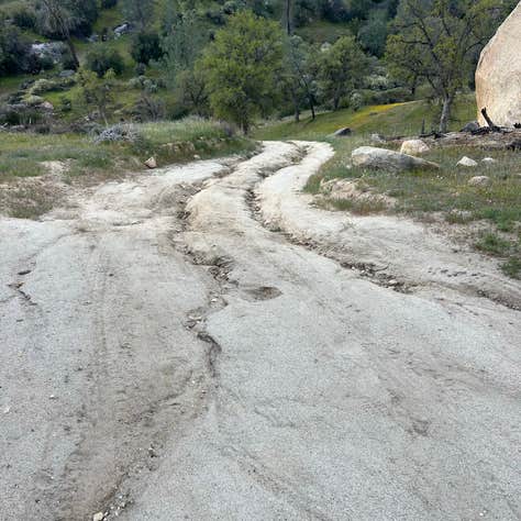 Keyesville Recreation Area Dispersed Camping | Lake Isabella, California