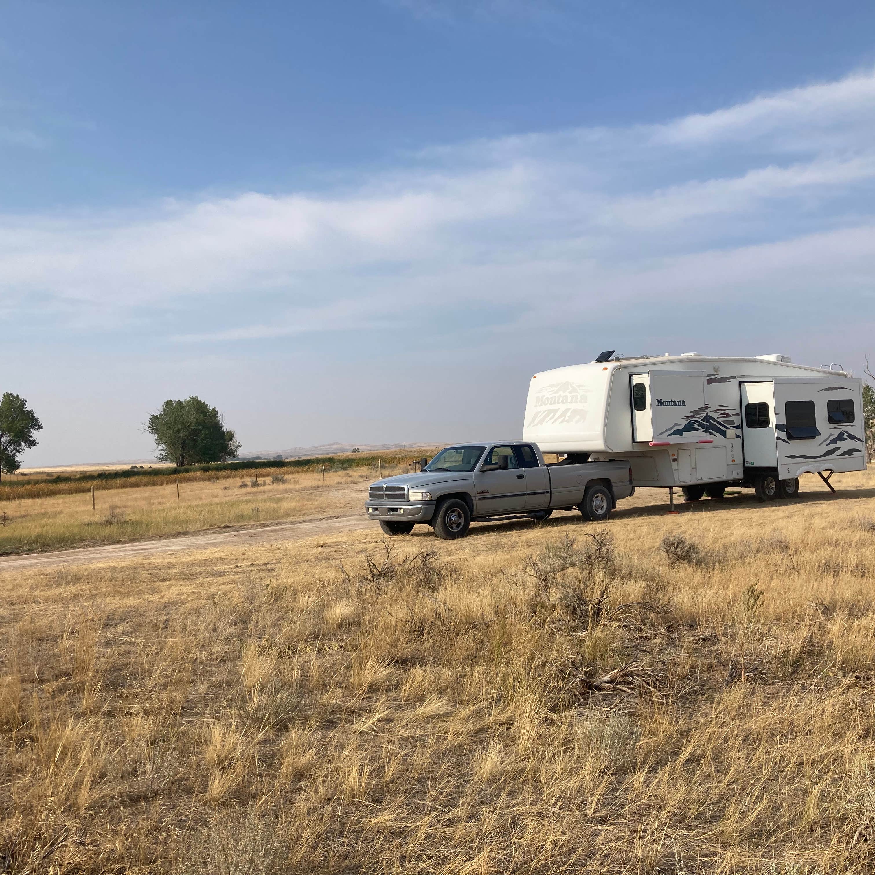 Little Powder River Reservoir Camping | Gillette, Wyoming