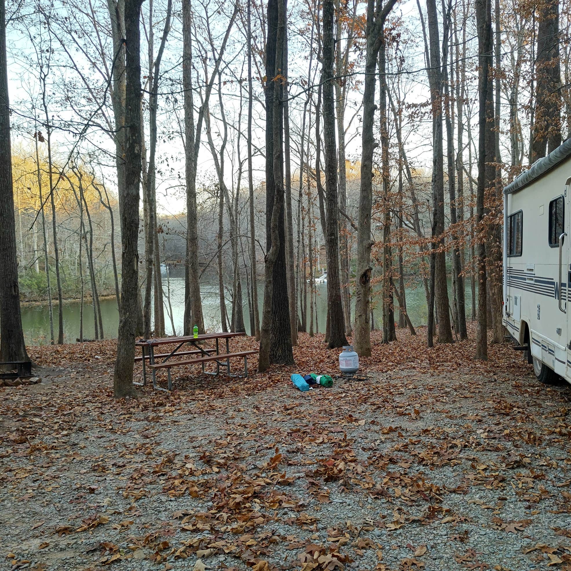 Mayo Lake Park Camping | Red Oak, Virginia