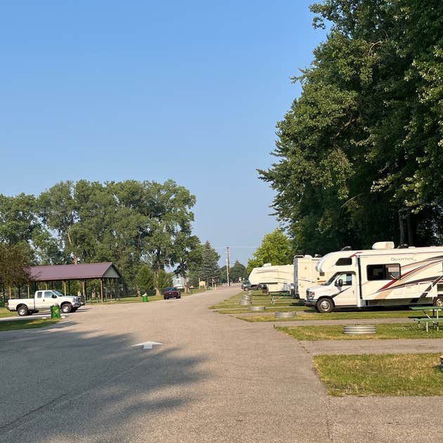 Pettit Park Campground | Clare, Michigan