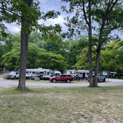 South Higgins Lake State Park Campground | Roscommon, Michigan