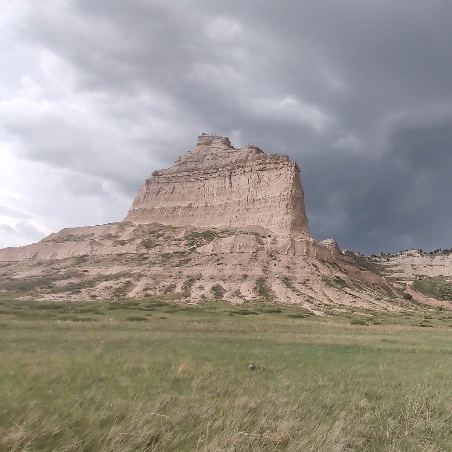West Wind - Lake Minatare SRA Camping | Scottsbluff, Nebraska