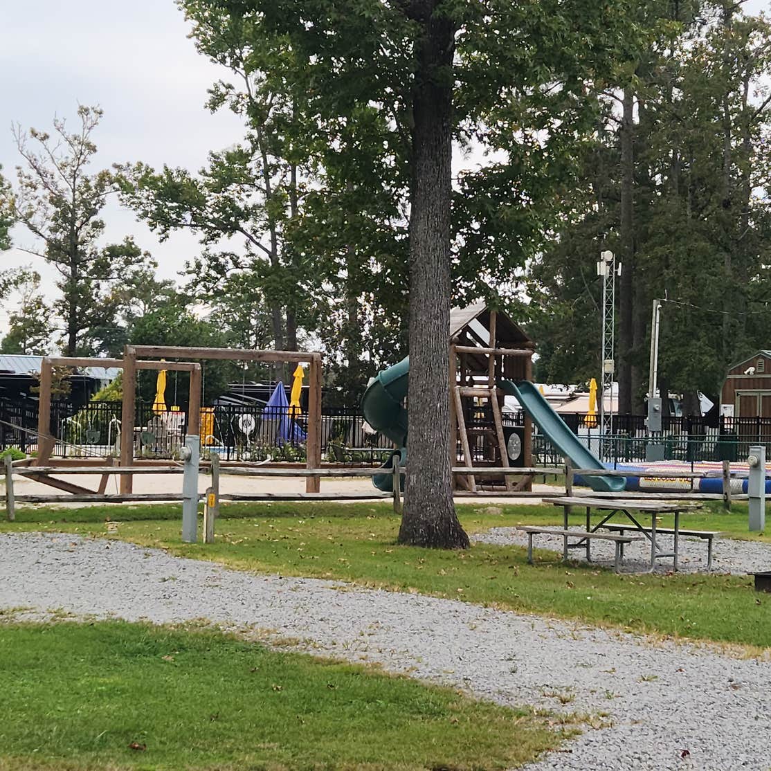 New Bern KOA Holiday Camping | Bridgeton, North Carolina