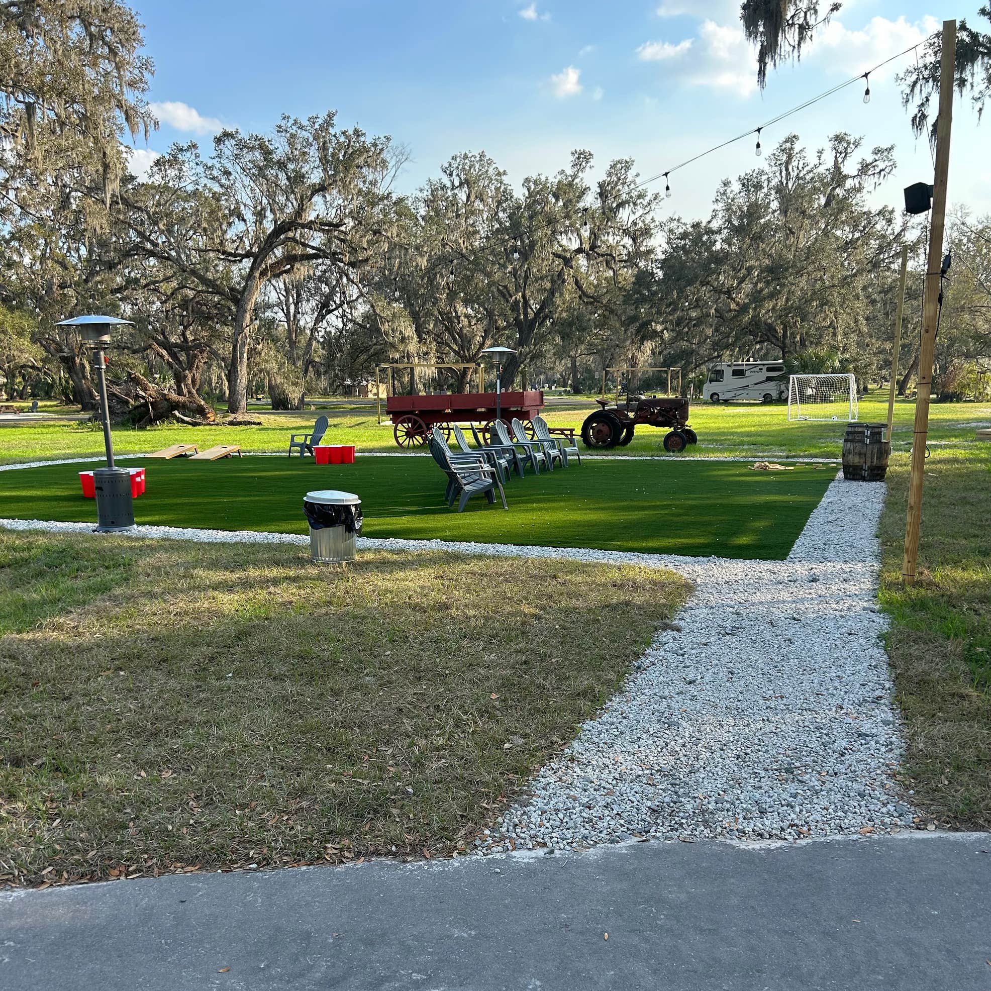 Peace River Oaks Camping | Bowling Green, Florida