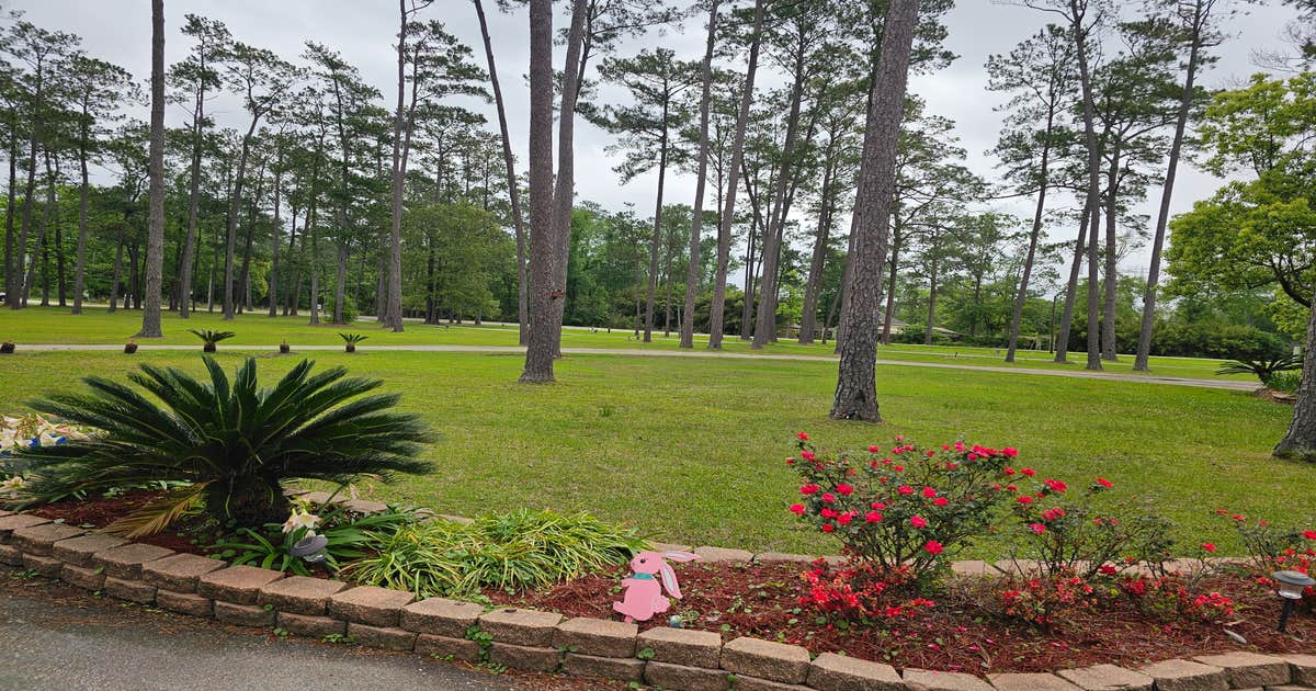 Pinecrest RV Park | Slidell, LA