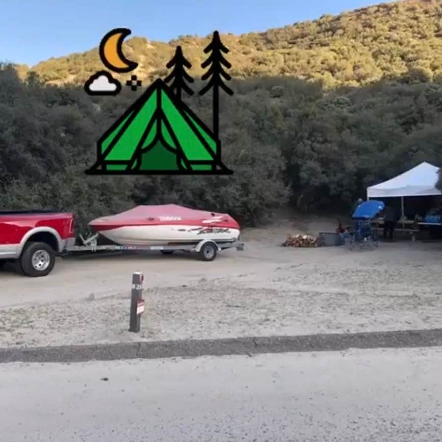 Los Alamos Campground at Pyramid Lake | Castaic, CA
