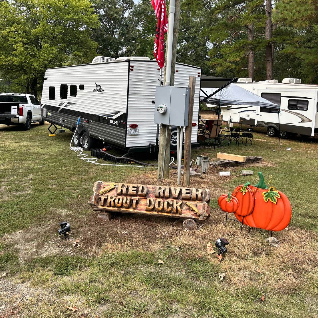 Red River Trout Dock Camping | Heber Springs, AR