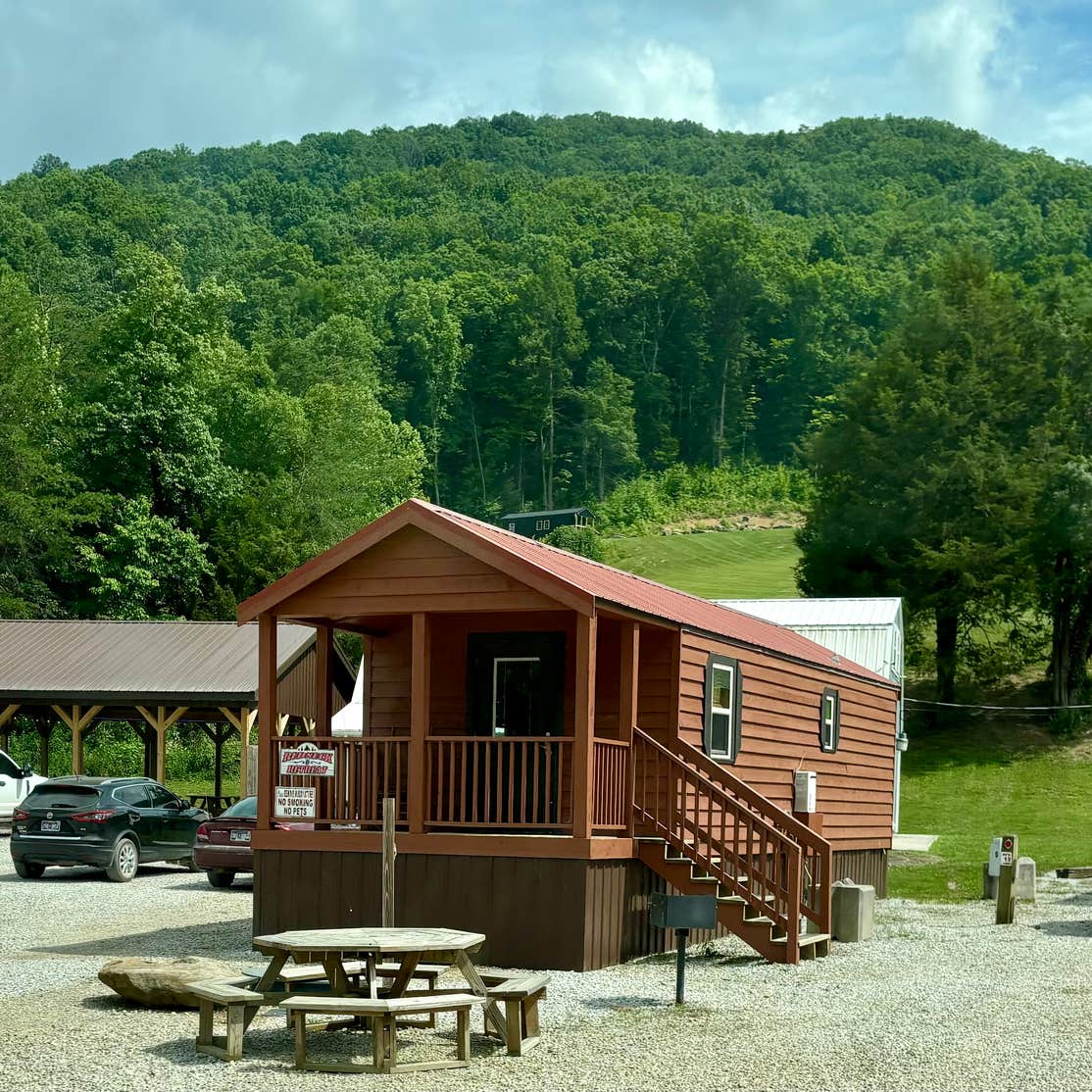 Ride Royal Blue ATV Resort and Campground Pioneer, TN | Pioneer, Tennessee