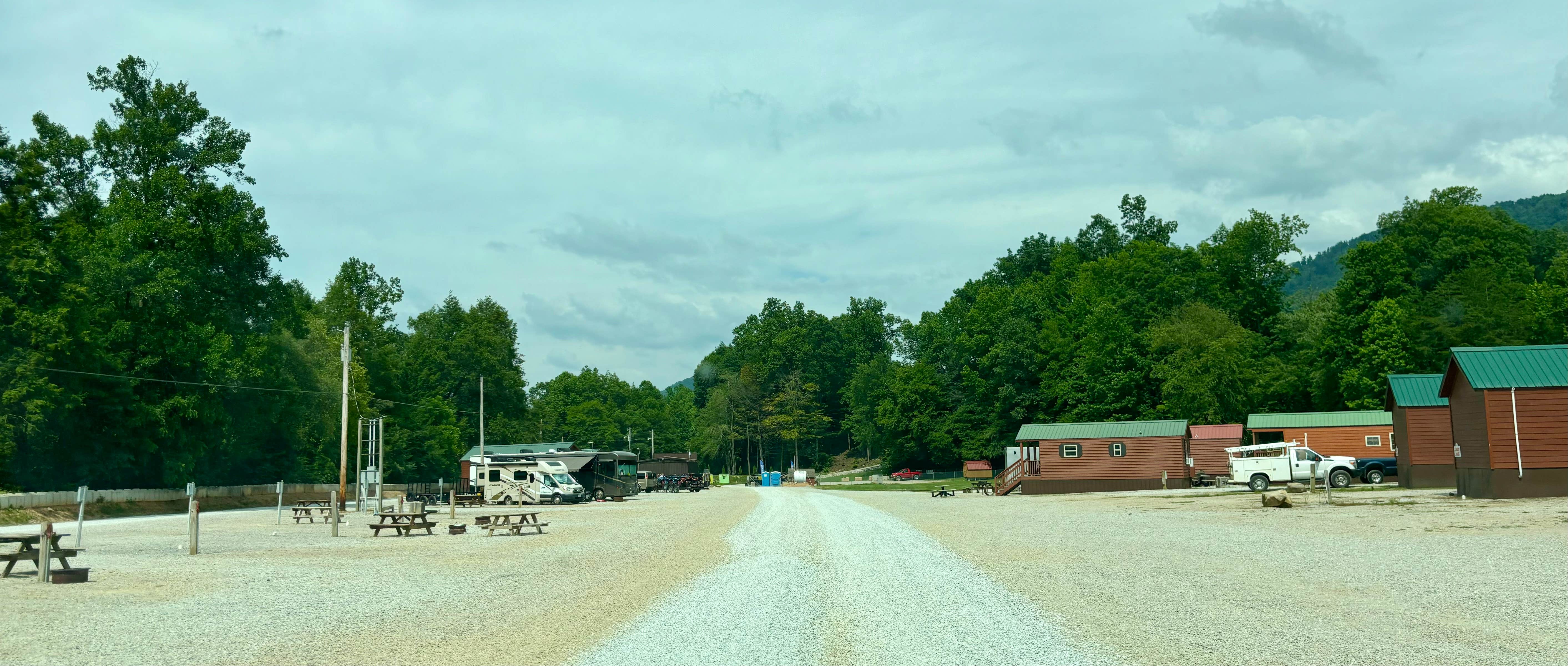 Ride Royal Blue ATV Resort and Campground Pioneer, TN | Pioneer, Tennessee